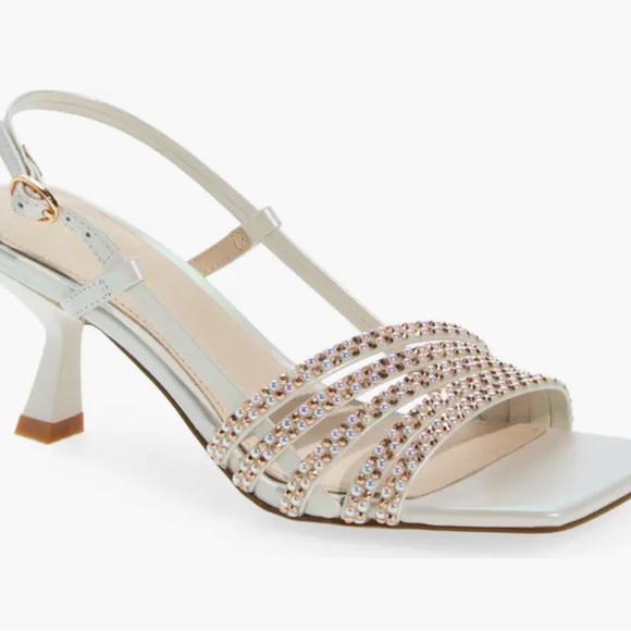CECELIA NEW YORK | Shoes | Cecelia New York Kasper Square Toe Sandal ...